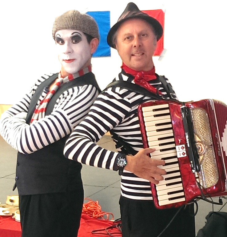 Philippe et Jacques – French Music and Mime – Global Grooves